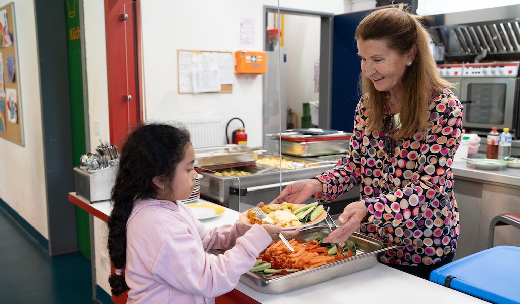 ADM kündigt Zusammenarbeit mit “Die Arche“ an und spendet 25.000 ...