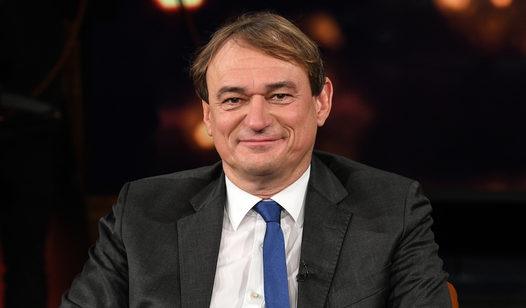 Biografie über den neuen Papst LEO XIV von Andreas Englisch erschienen ...